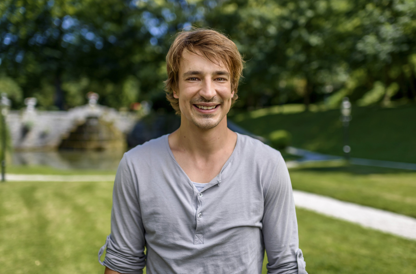 Sebastian Fischer stößt Anfang September zum Hauptcast von "Sturm der ...